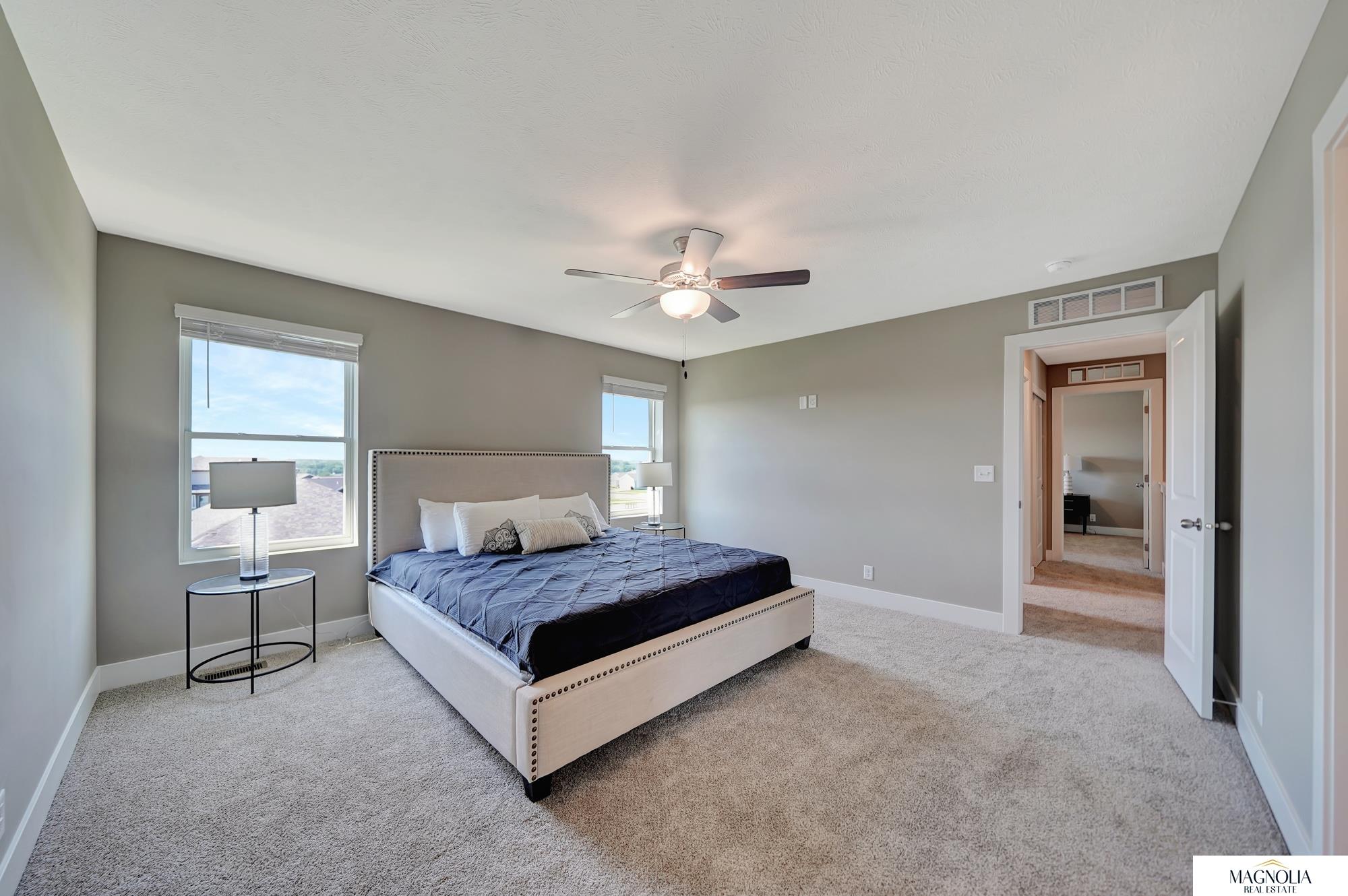 335 Kristi Lane, Hickman, NE 68372 - (MLS#22316884) | Nebraska Realty