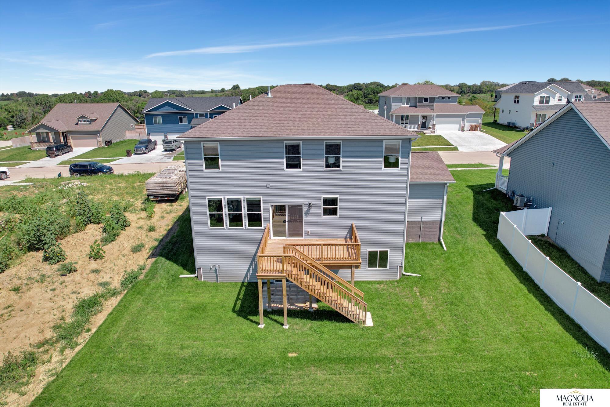 335 Kristi Lane, Hickman, NE 68372 - (MLS#22316884) | Nebraska Realty
