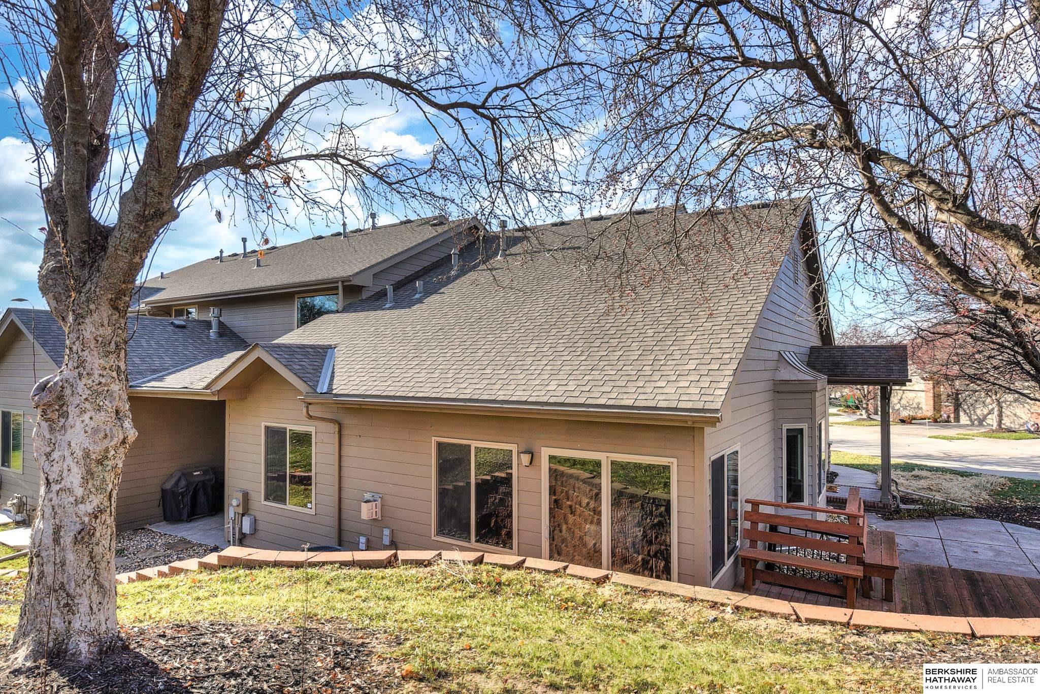 12228 Ida Plaza, Omaha, NE 68142 - (MLS#22403990) | Nebraska Realty