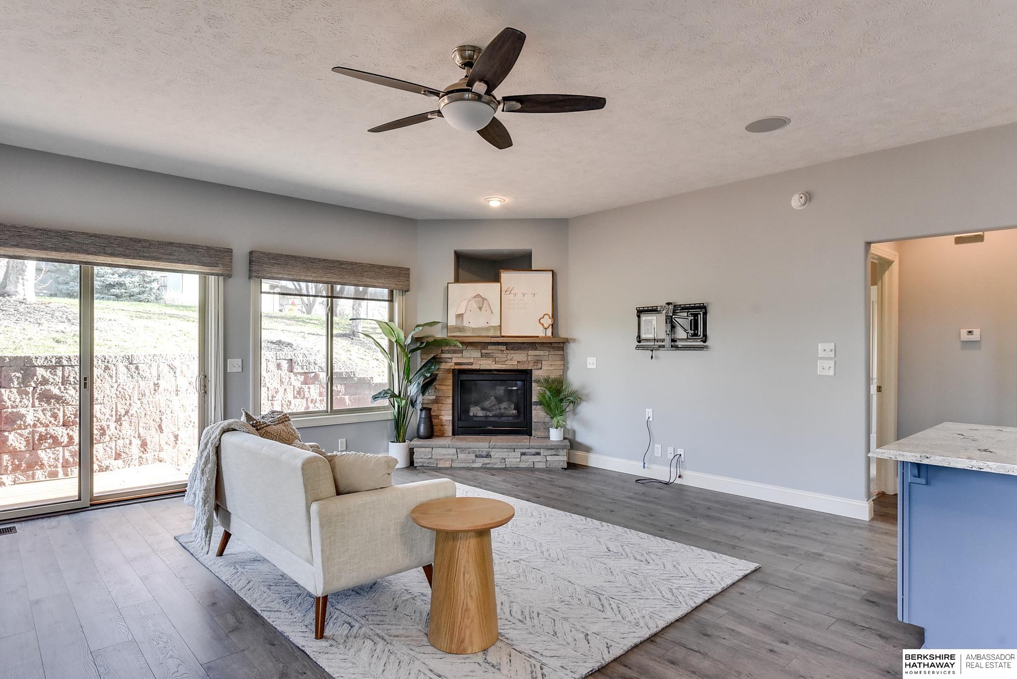 12228 Ida Plaza, Omaha, NE 68142 - (MLS#22403990) | Nebraska Realty