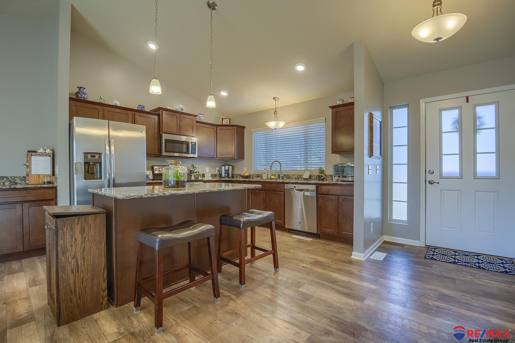 8817 N 161st Avenue, Bennington, NE 68007 - (MLS#22404559) | Nebraska ...