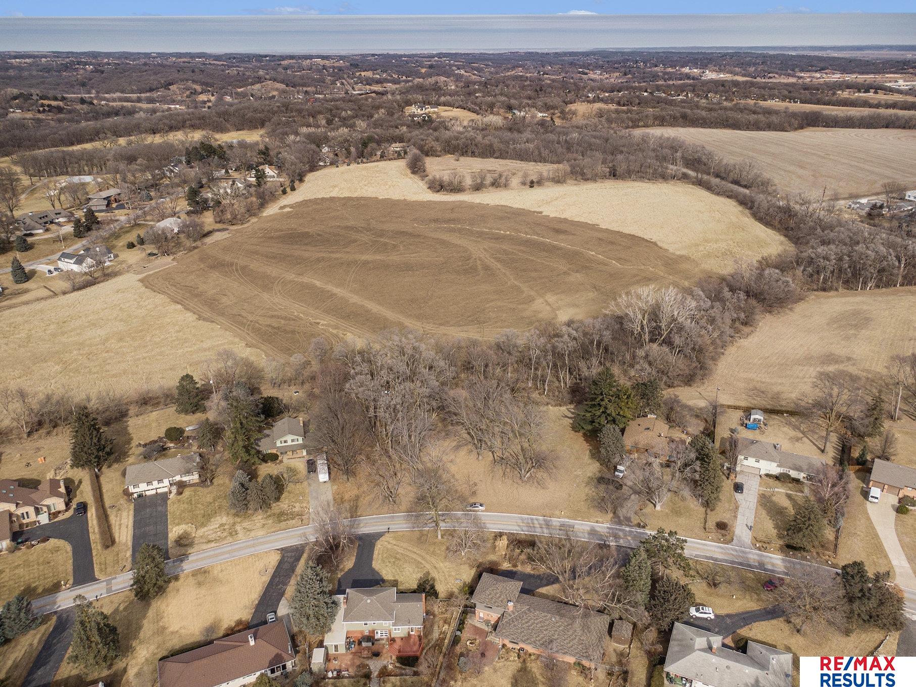 6142 Country Club Road, Omaha NE 68152-0000 - (MLS#22503079) | Nebraska ...