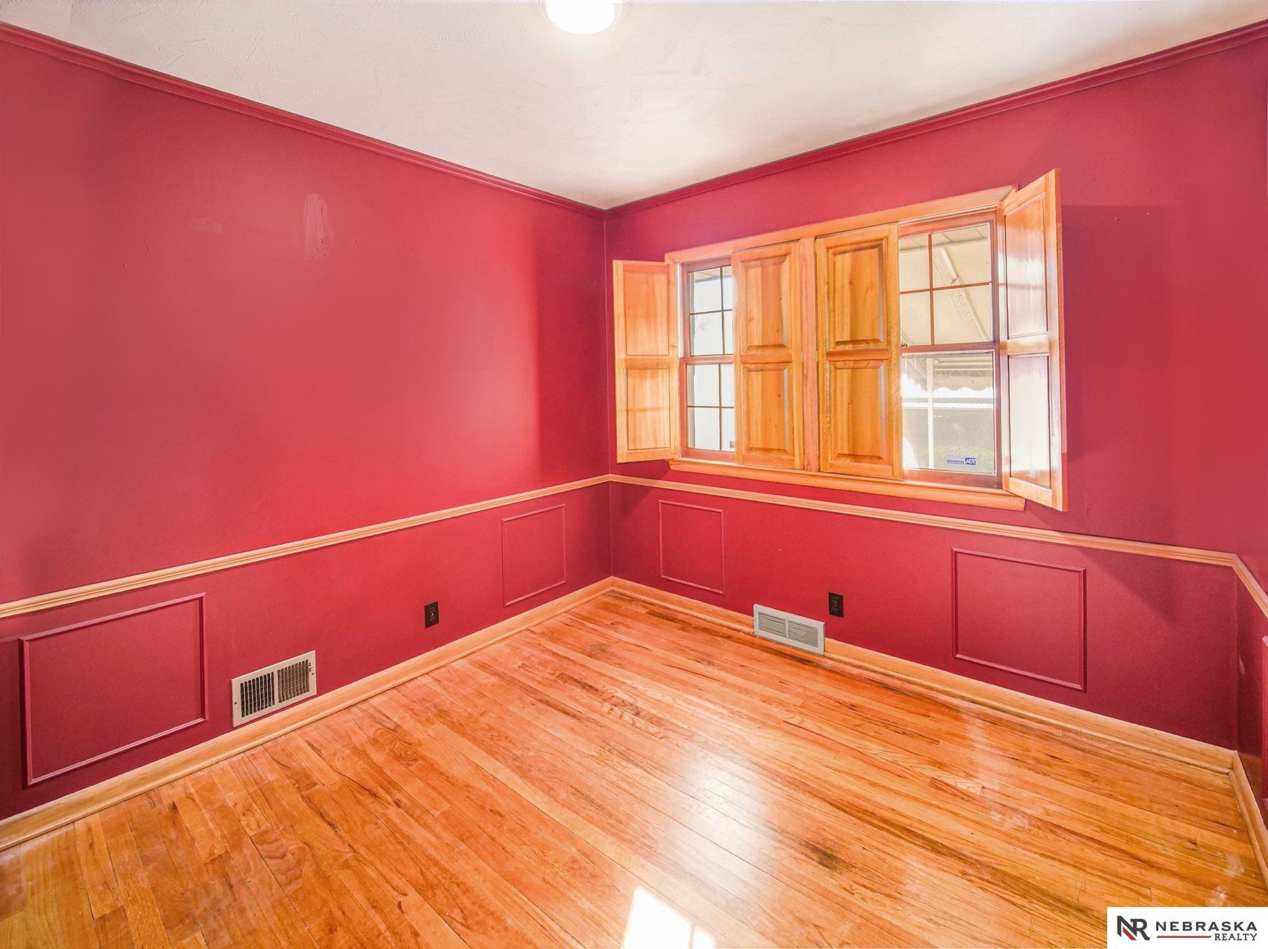 6111 Colby Street, Lincoln NE 68505 - (MLS#22531204) | Nebraska Realty