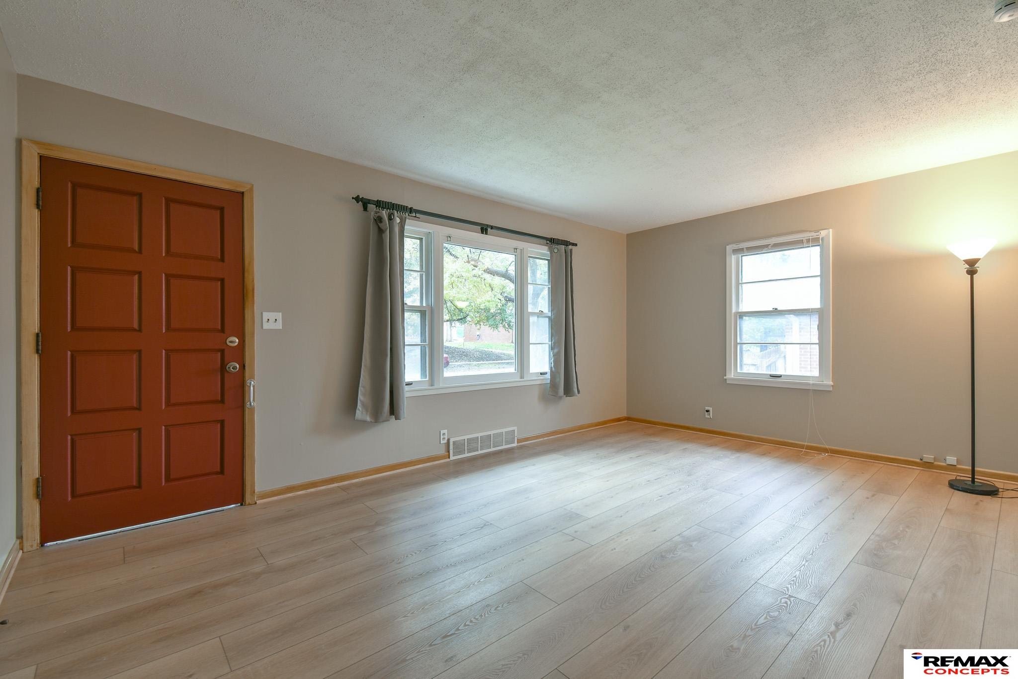 841 S 46TH STREET, LINCOLN, NE 68510 Lincoln NE Real Estate | BancWise ...