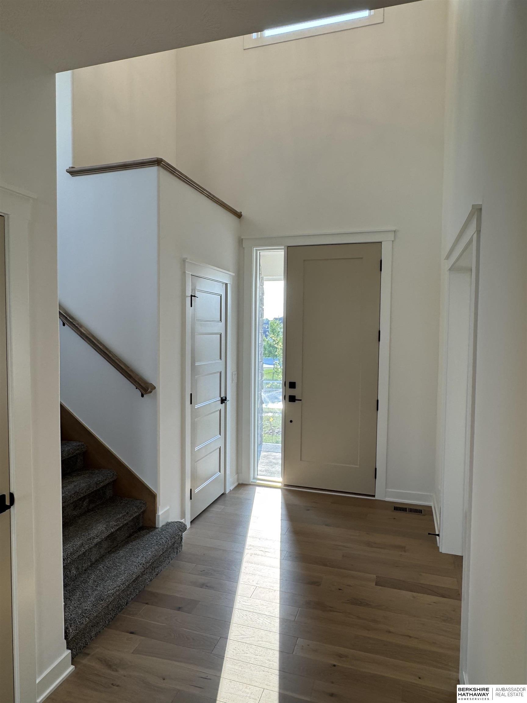 10324 S 212th Street, Gretna NE 68028 - (MLS#22600243) | Nebraska Realty