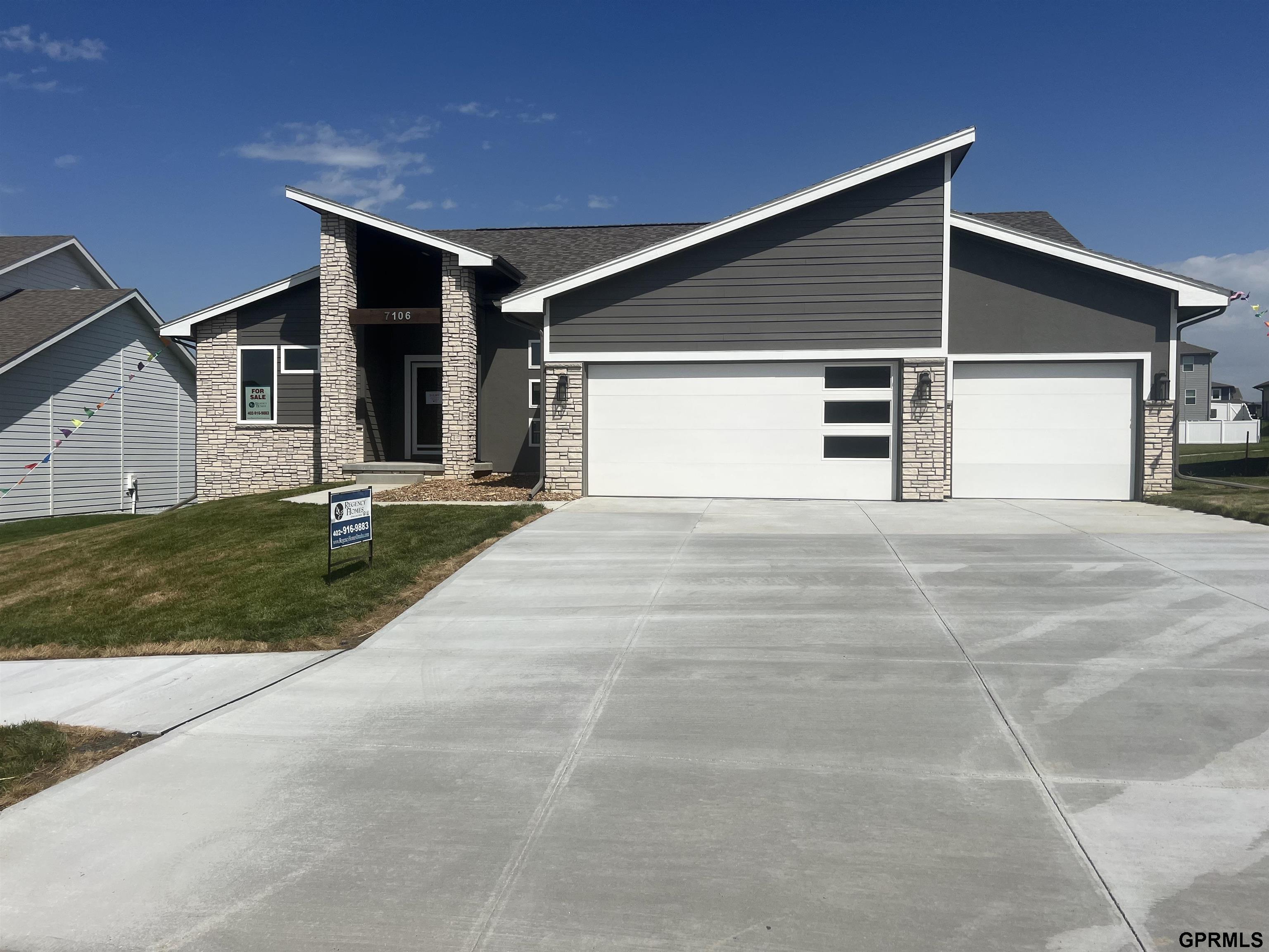 7106 N 172 Street, Bennington NE 68007 - (MLS#22600375) | Nebraska Realty