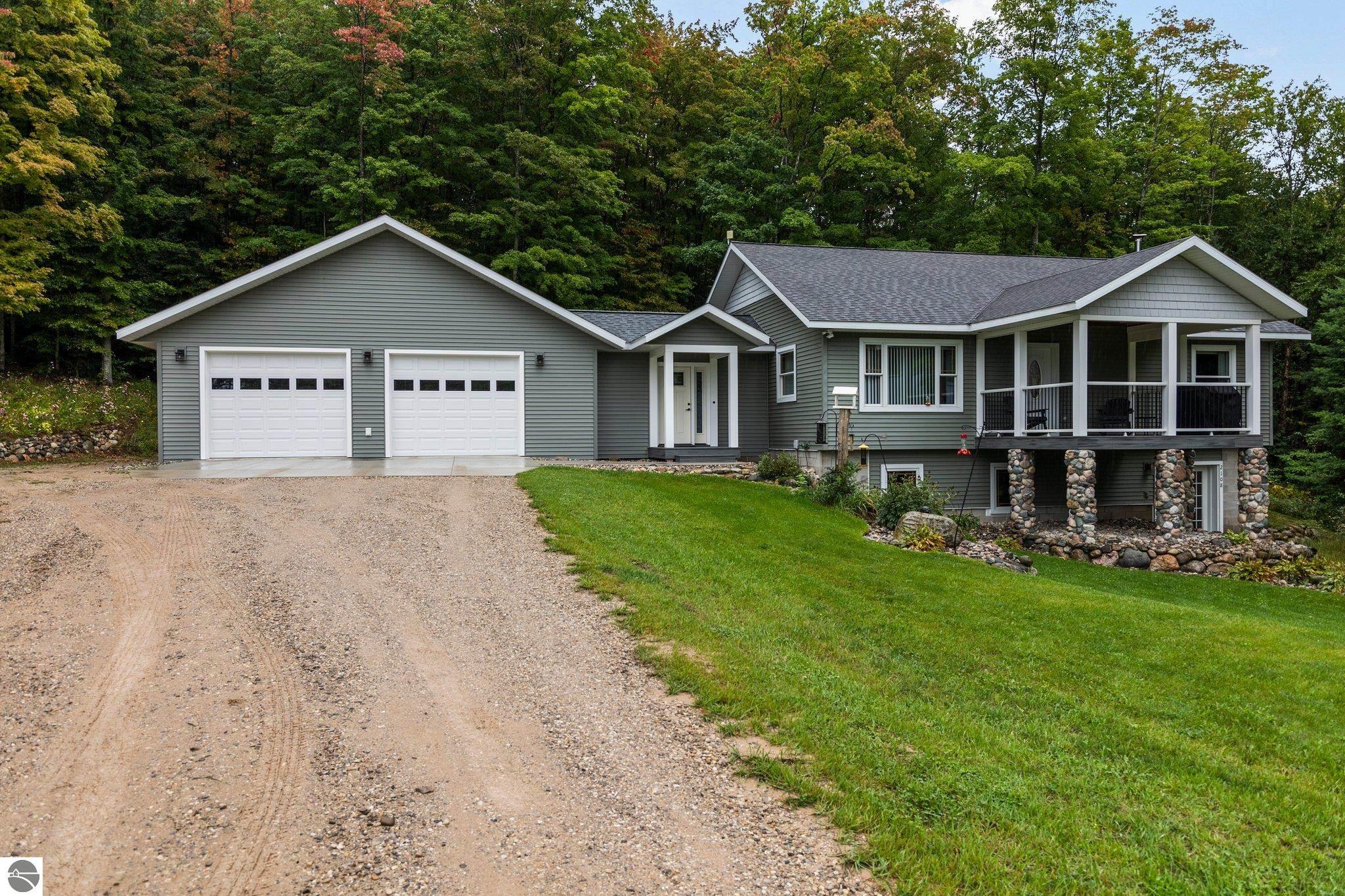 2108 W Old State Road East Jordan, MI 49727 - $498000