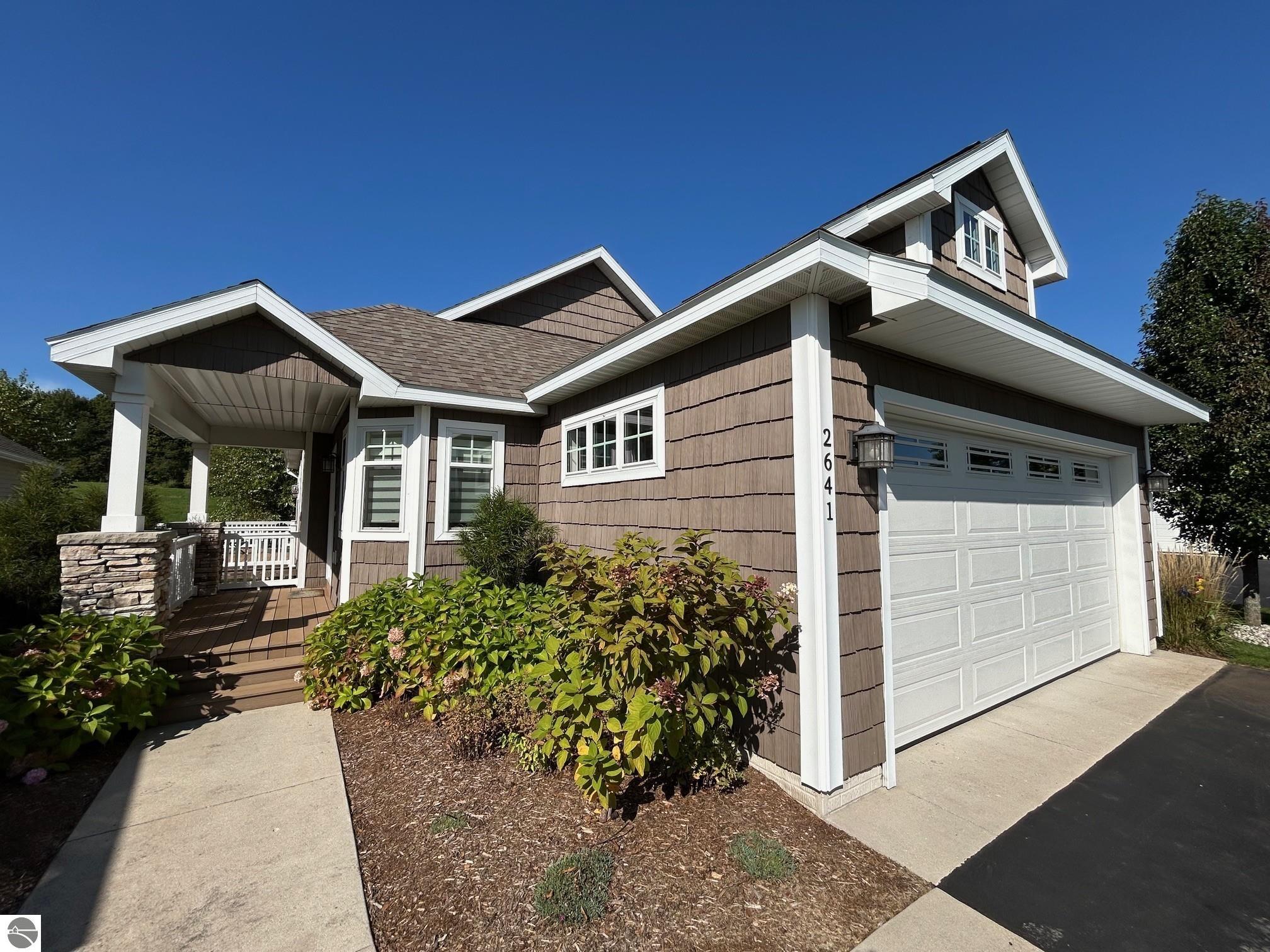 MLS #1939203 | The Ticker