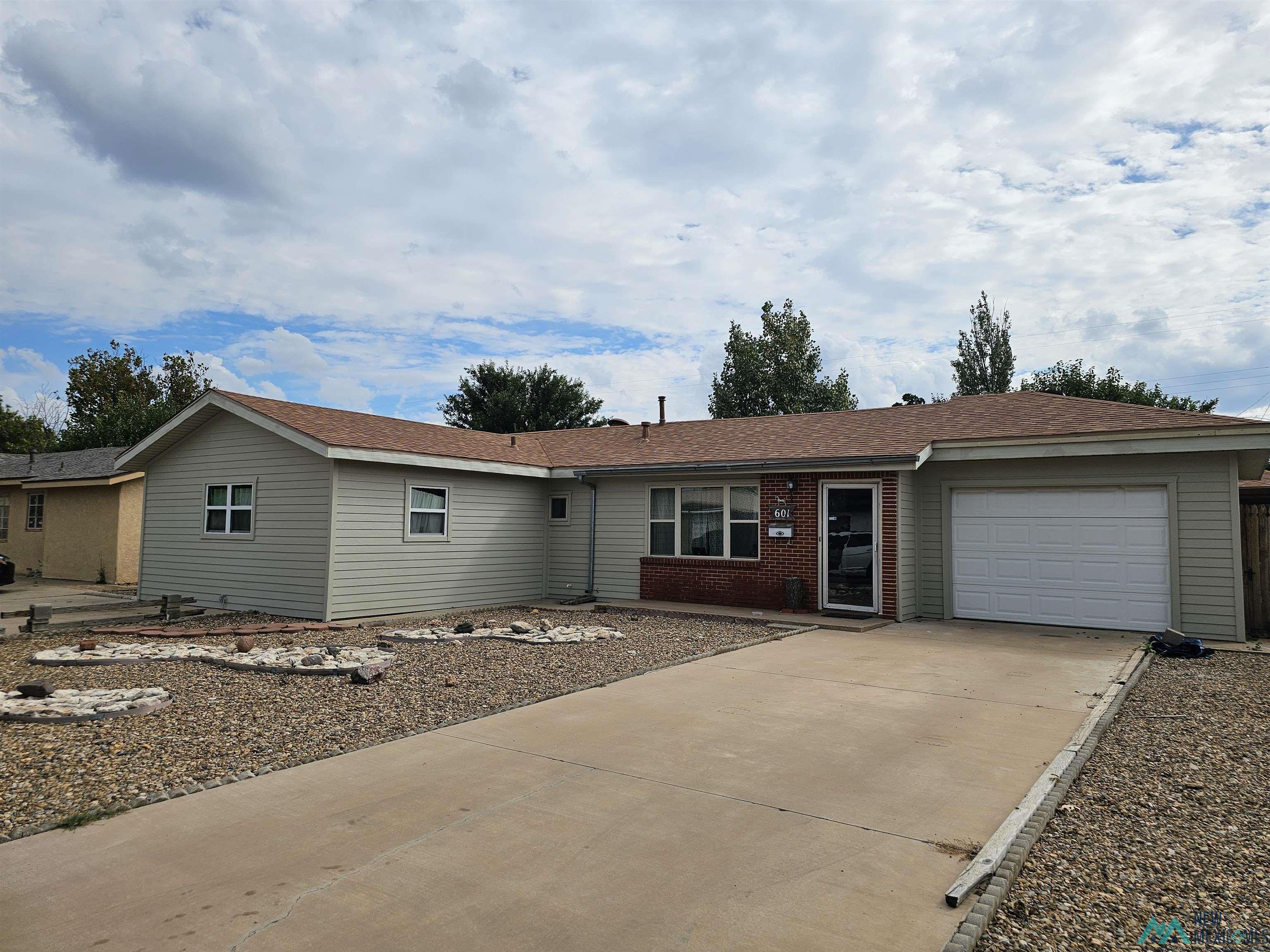 601 Sandia Drive | R1 Clovis
