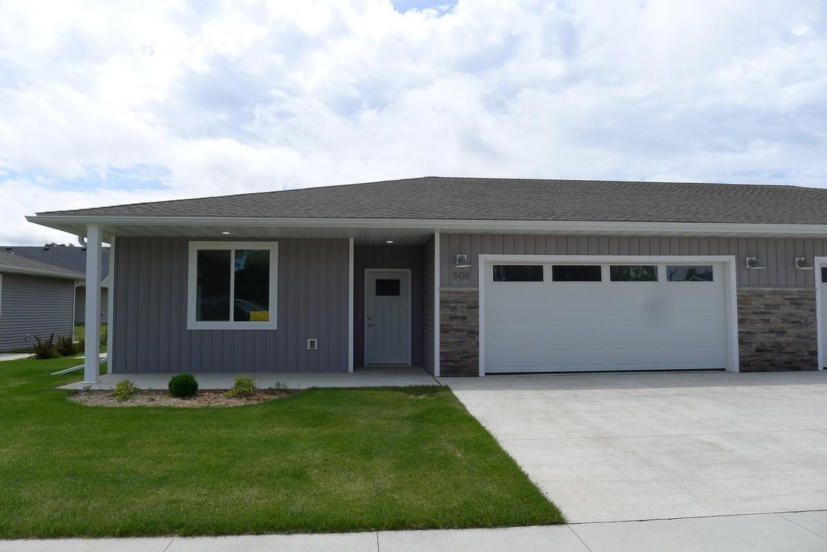 808 Parkside Lane, Charles City, IA | Ruhl&Ruhl